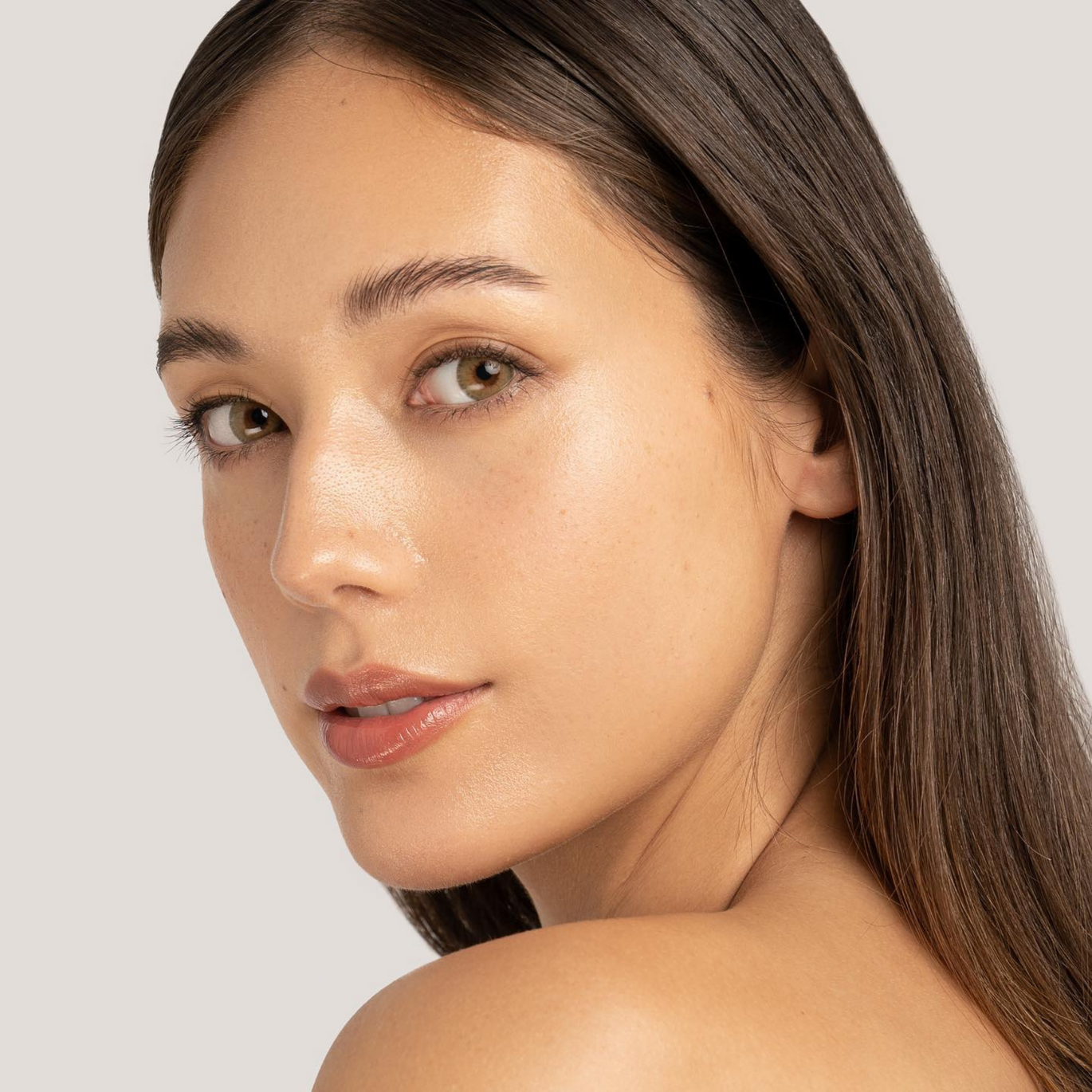 How To Wear Color Contacts | Blog - Dimple Color